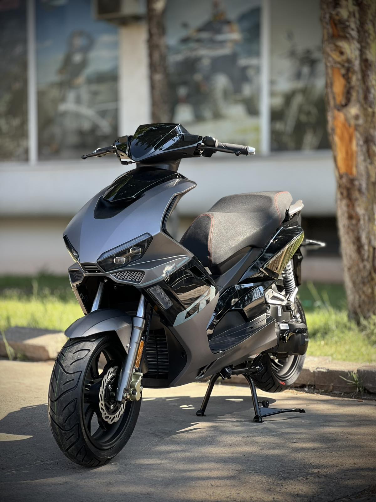 HAMACHI 8M CHARGER 2025 | EMI Motors